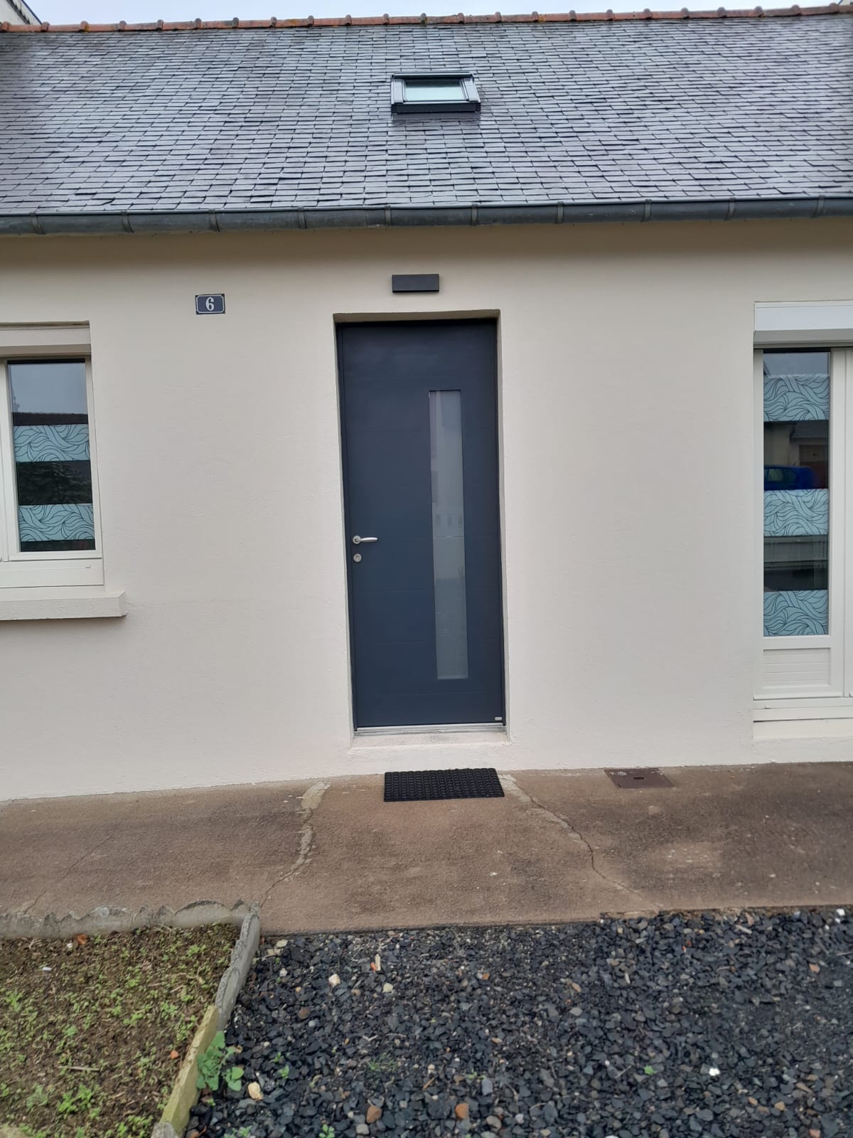 Porte d'entrée aluminium ALBE de Bel'm : élégance et sécurité - Ploeuc ...